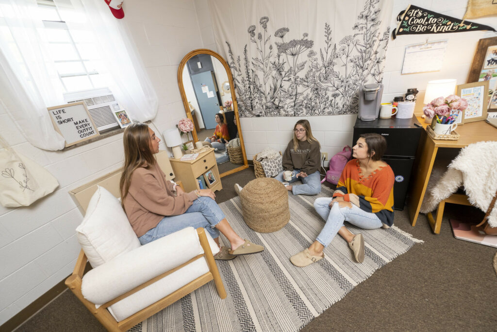 Residential Life | Living On Campus | MVNU